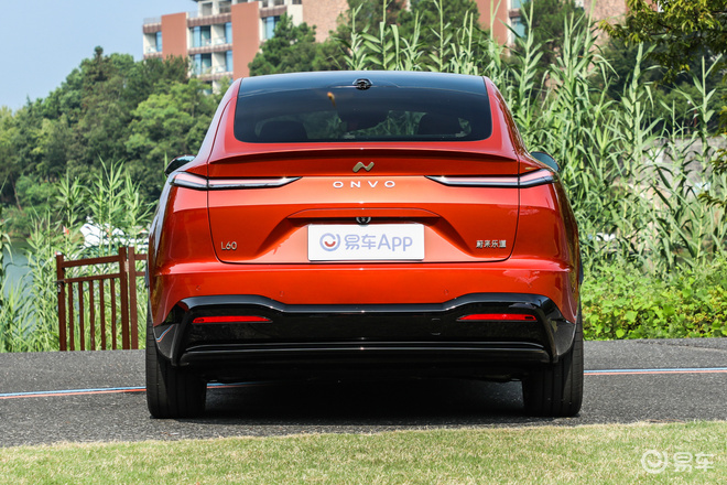 【2024款 乐道L60 555km 后驱标准续航版汽车报价_图片_参数配置】-易车_乐道体验店丨欧美广场