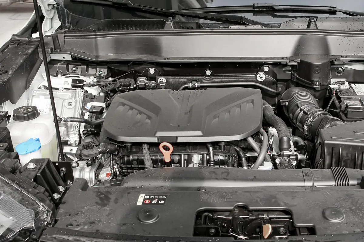 【哈弗H6第三代 2.0T 两驱Max发动机特写图片-汽车图片大全】-易车