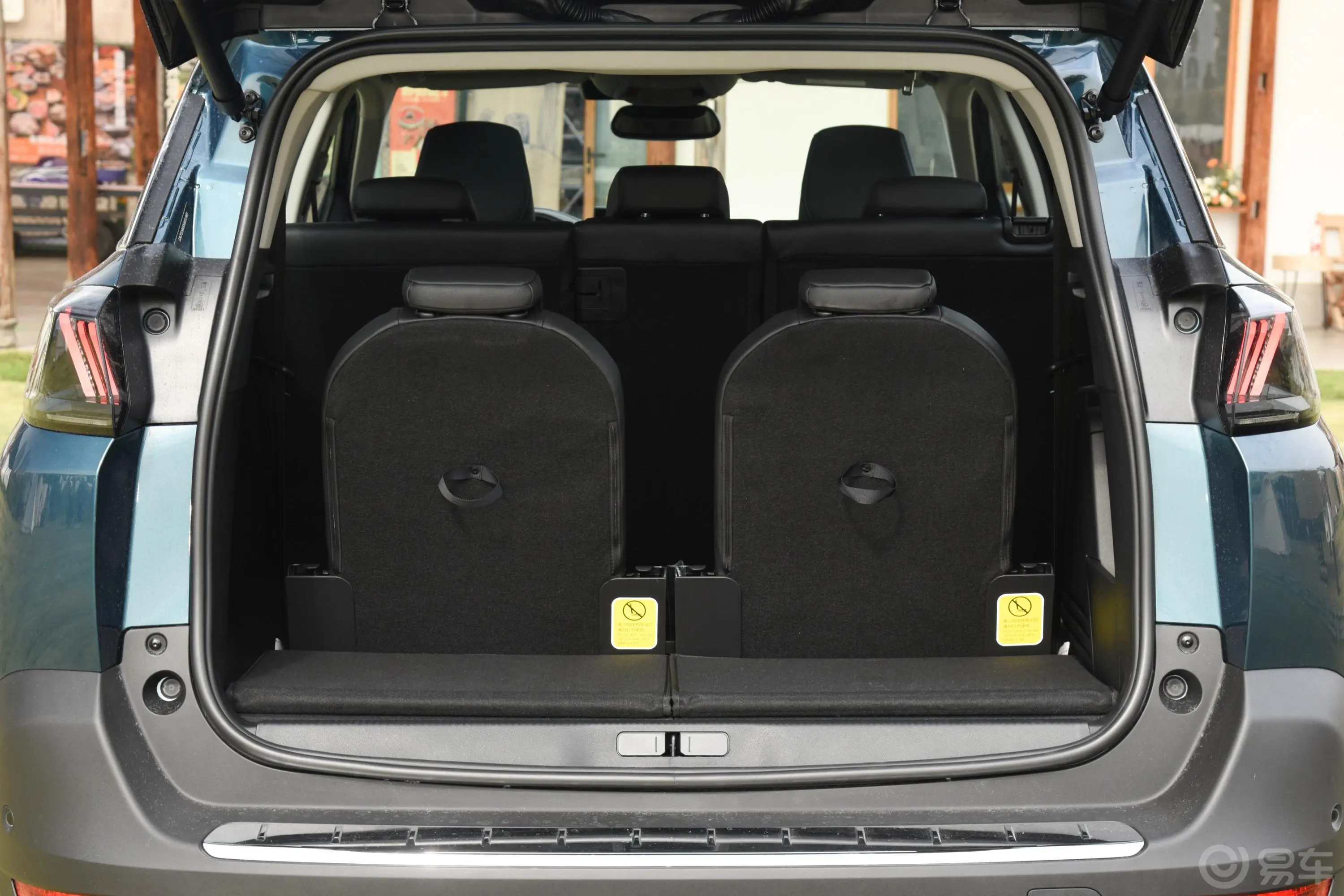 【标致5008400THP 挚爱满座版 7座后备厢空间特写图片-汽车图片大全】-易车