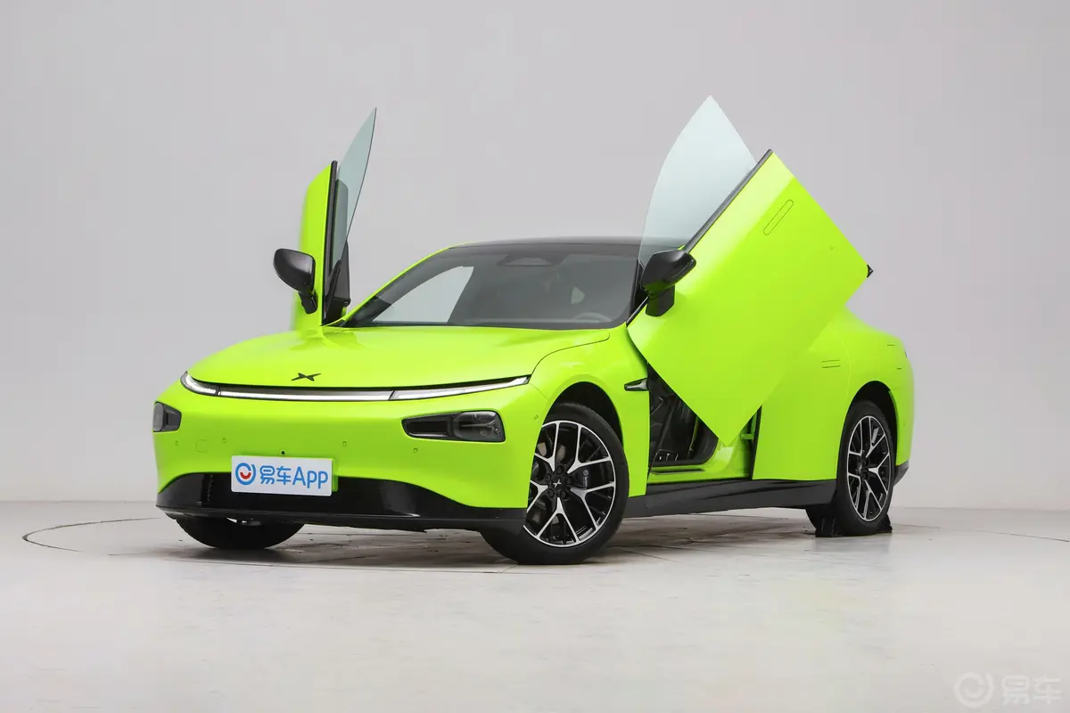 【小鹏P7P7i 610 四驱鹏翼性能版敞篷状态图片-汽车图片大全】-易车