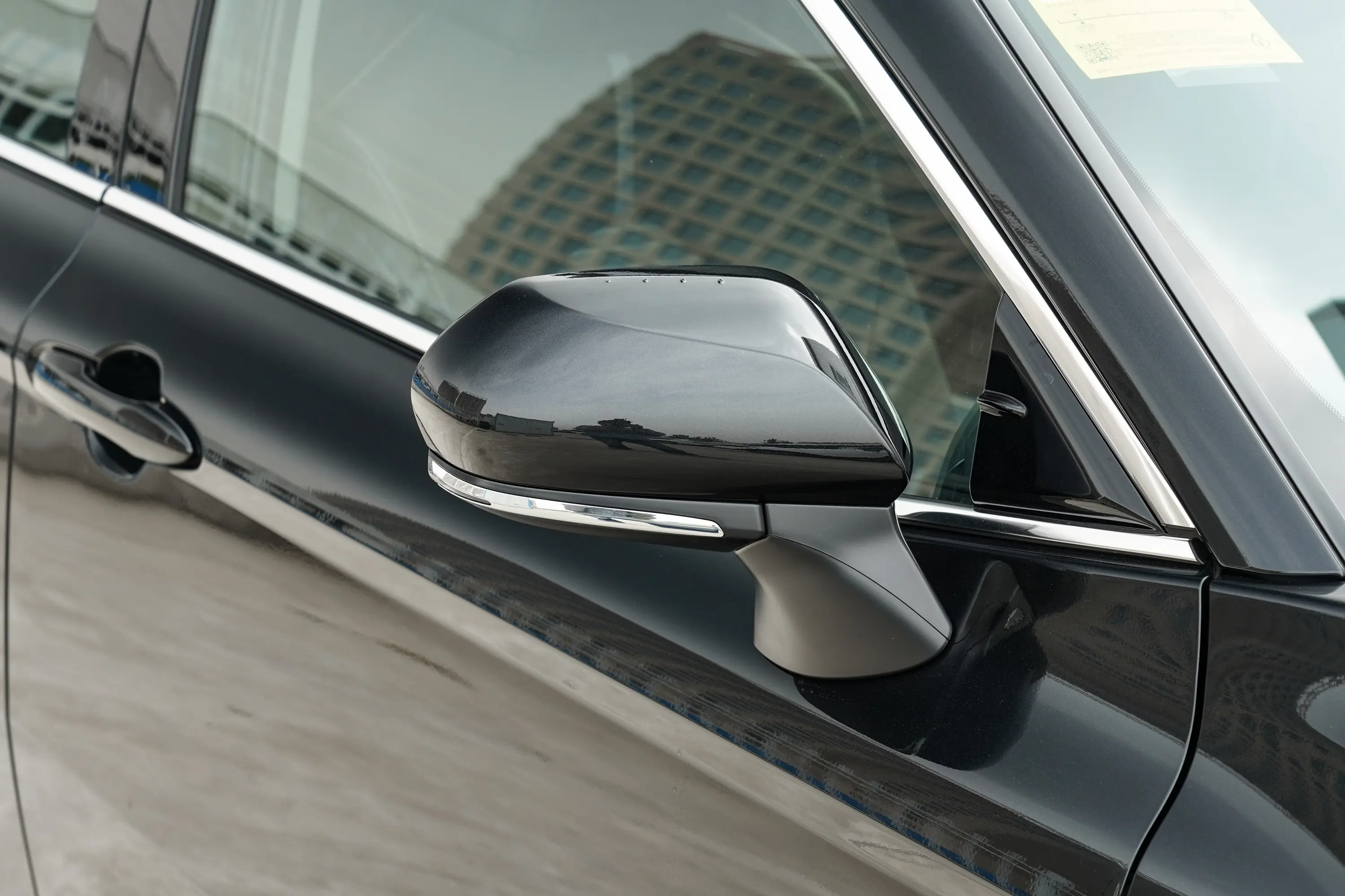 【凯美瑞2.0S 骑士版外观细节图片-汽车图片大全】-易车