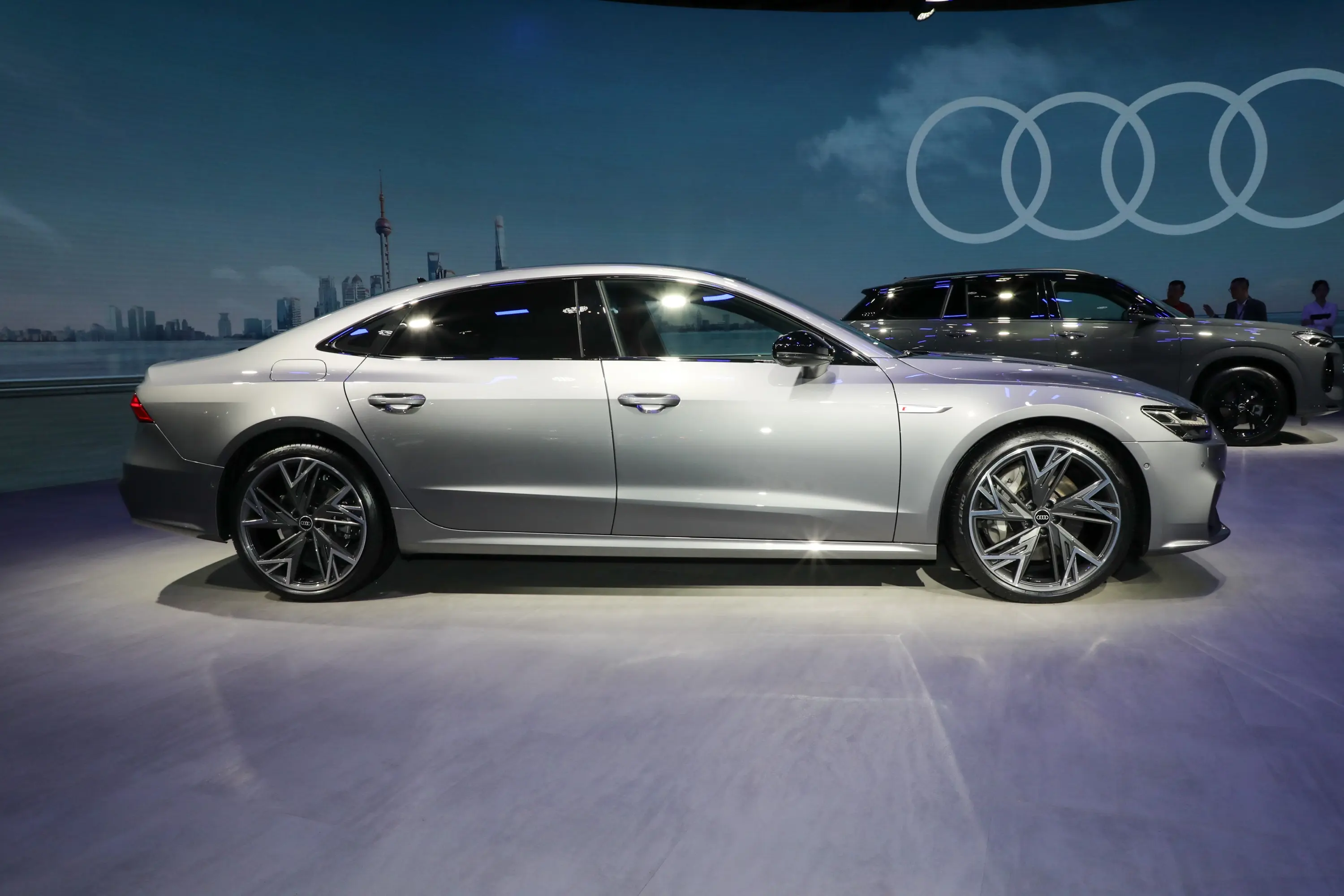 【奥迪A7L55 TFSI quattro S-line 黑武士版图片-汽车图片大全】-易车