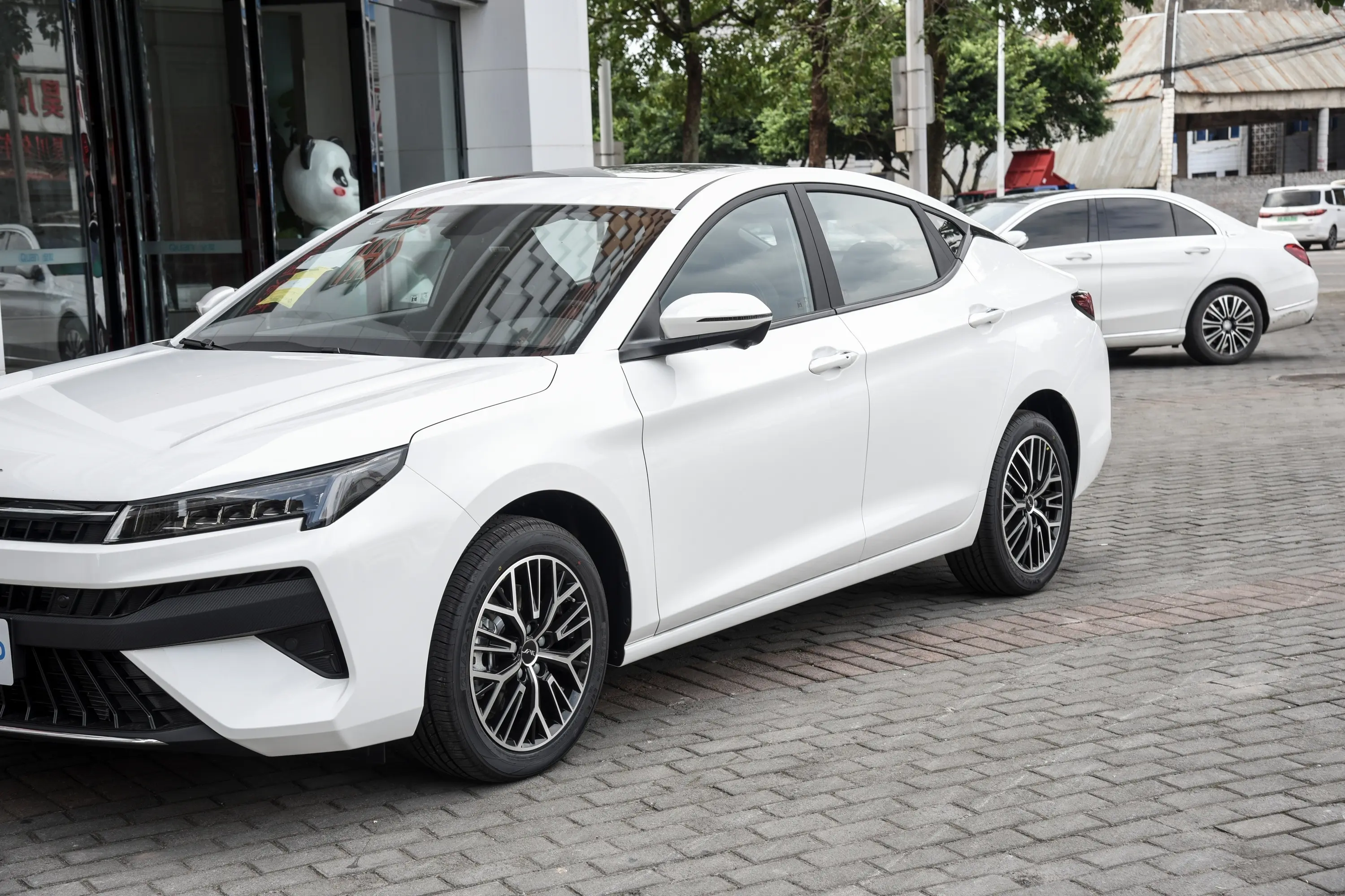 【江淮A5 PLUS1.5T CVT尊贵型外观细节图片-汽车图片大全】-易车