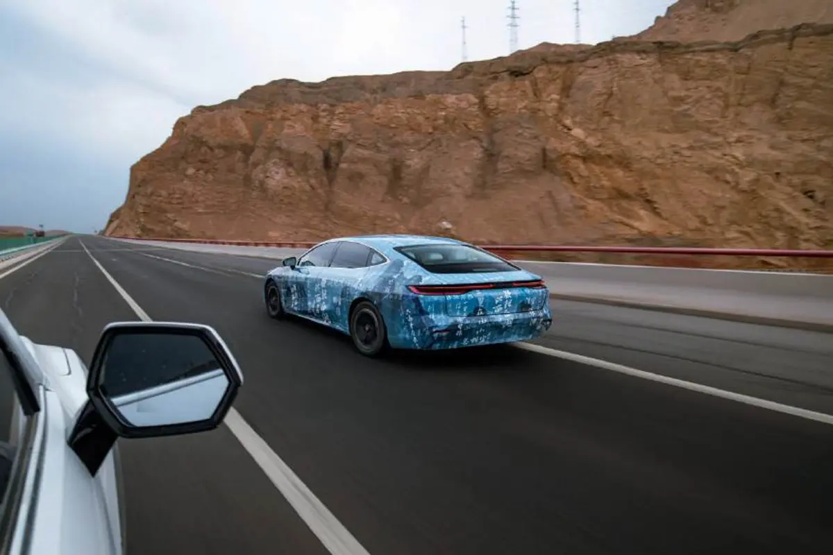 【银河E8图片-汽车图片大全】-易车