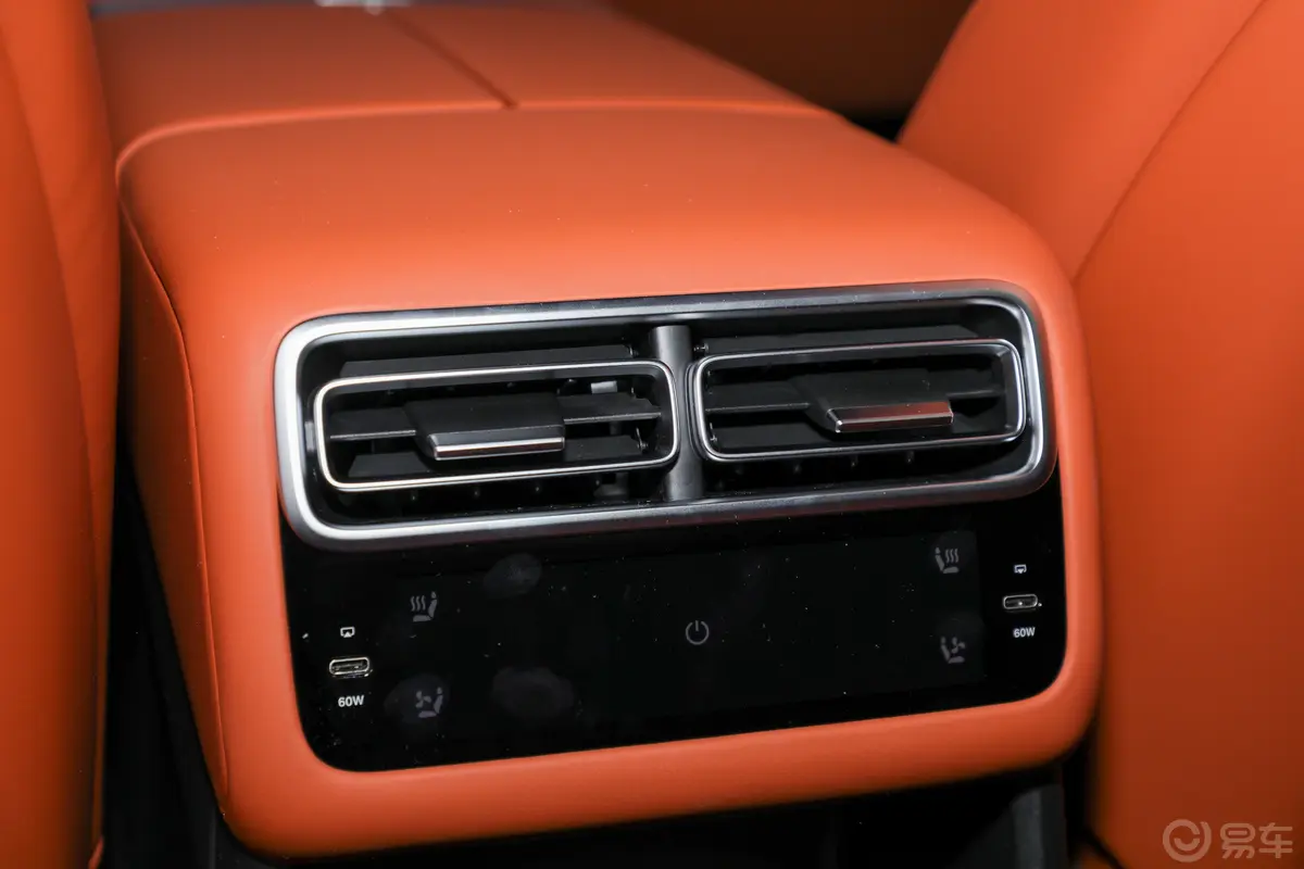 【理想L7L7 Pro后排功能图片-汽车图片大全】-易车