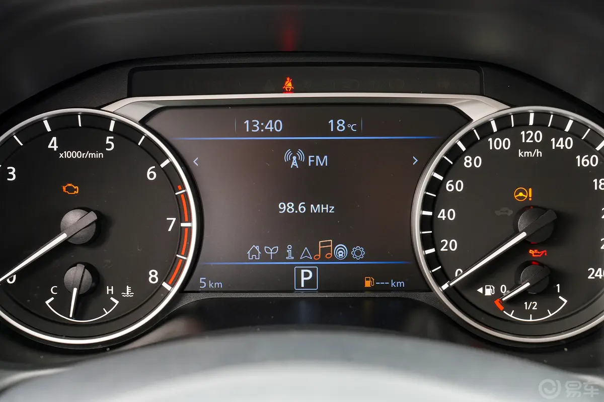 【天籁2.0L SV 黑金版主驾驶位图片-汽车图片大全】-易车