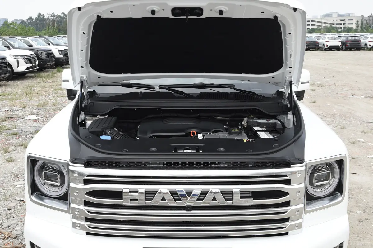 【哈弗H92.0T 探境版 5座 汽油前舱整体图片-汽车图片大全】-易车