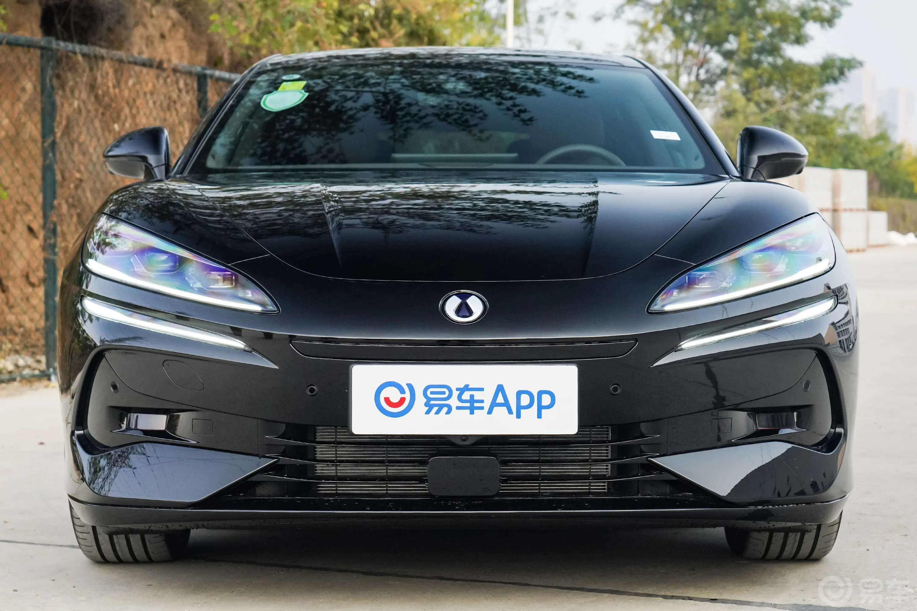 【腾势Z9GTDM 2.0T 201km 1100 Pro版外观细节图片-汽车图片大全】-易车