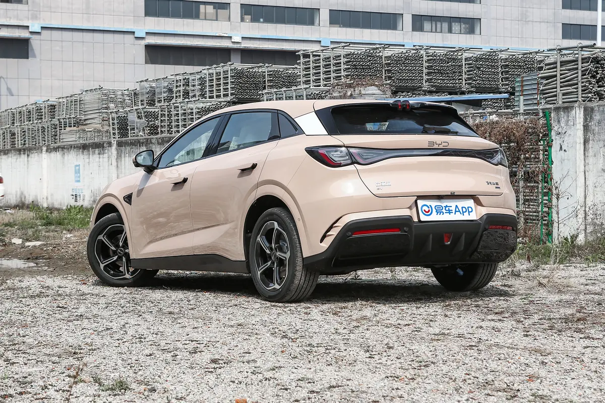 【海豹06GT智驾版 505km 后驱海浪Plus版侧后45度车头向左水平图片-汽车图片大全】-易车