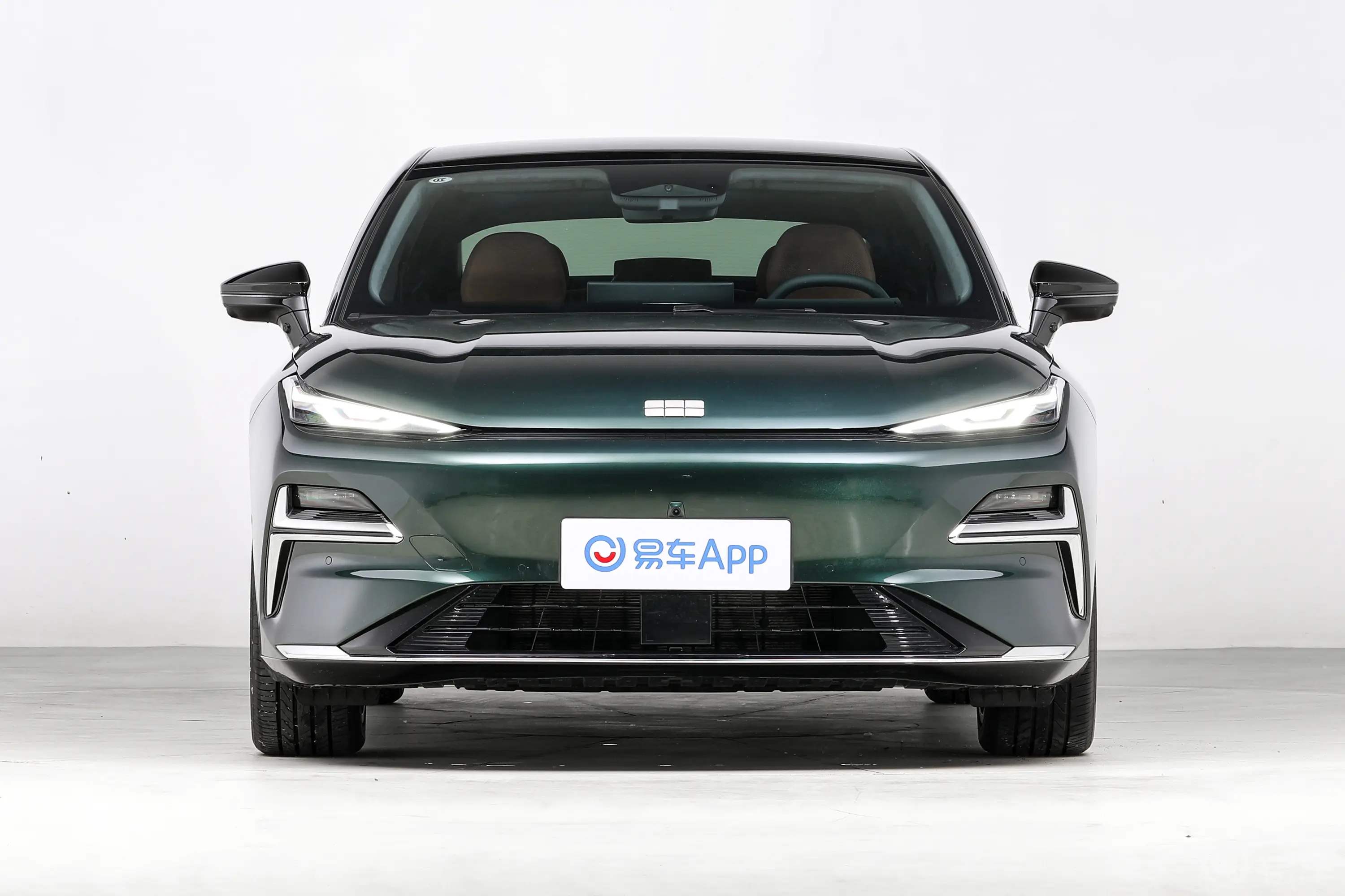 【银河星耀8EM-i 1.5L 130km 旗舰版正前水平图片-汽车图片大全】-易车
