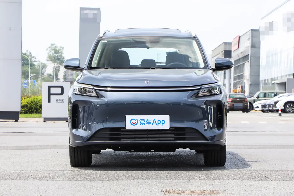 【蓝电E5 PLUS1.5L 165km 长续航先享版 7座正前水平图片-汽车图片大全】-易车