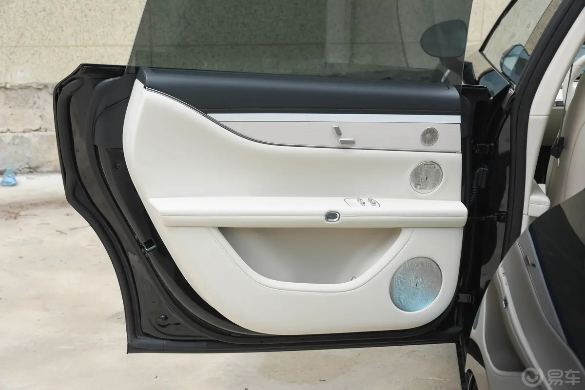 【享界S9增程版 365km 后驱Max+后排功能图片-汽车图片大全】-易车