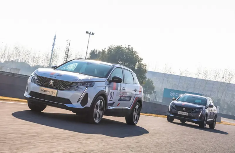 冠军品质 标致4008中国量产车性能大赛展现硬核实力_易车