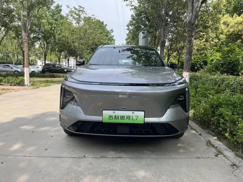 烈日炎炎：享受银河L7宠爱副驾的宠爱！_易车