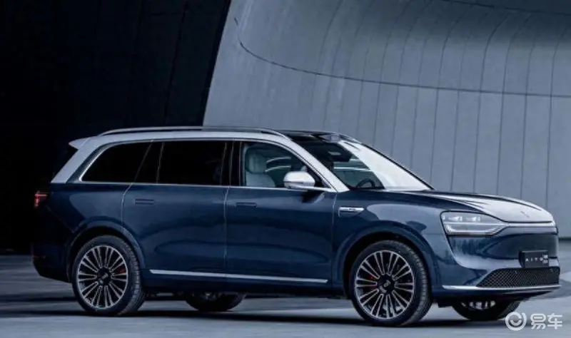 华为问界M8来袭: 能否挑战理想L8的霸主地位!_易车